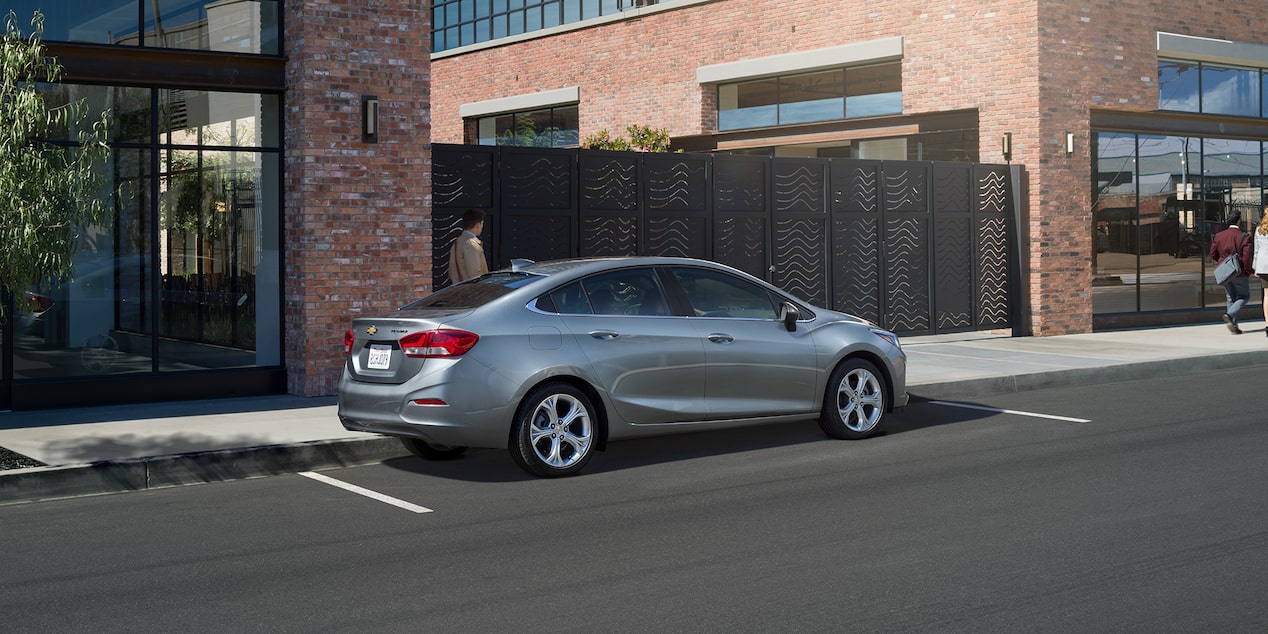 2019 Chevrolet Cruze | Compact Car | Chevrolet Canada