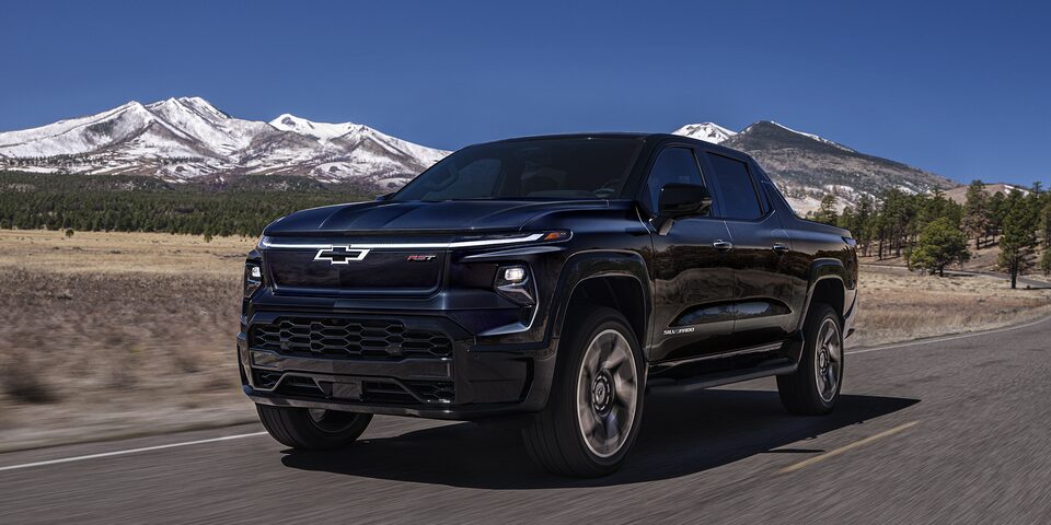 Chevrolet Pickup Trucks | Chevrolet Canada